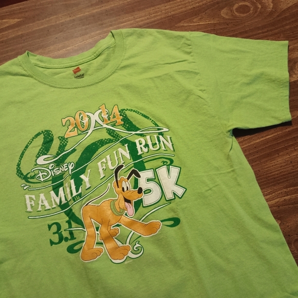 Disney | Shirts | Disney Family Fun Run Tshirt Medium Pluto Marathon 5k ...